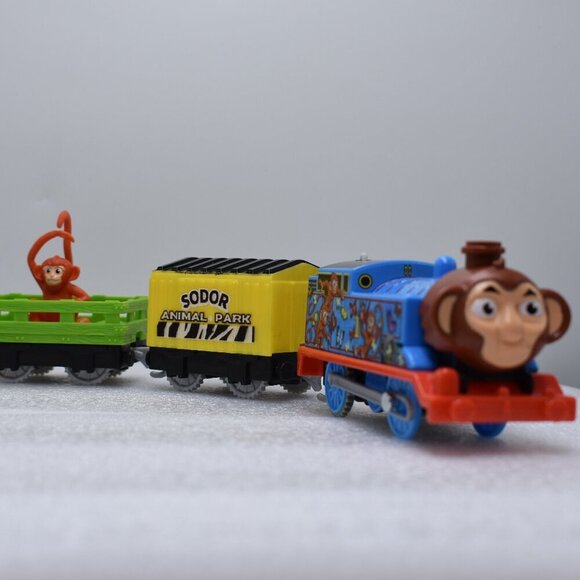 Thomas & Friends | Toys | Thomas Monkey Safari Trackmaster Thomas ...